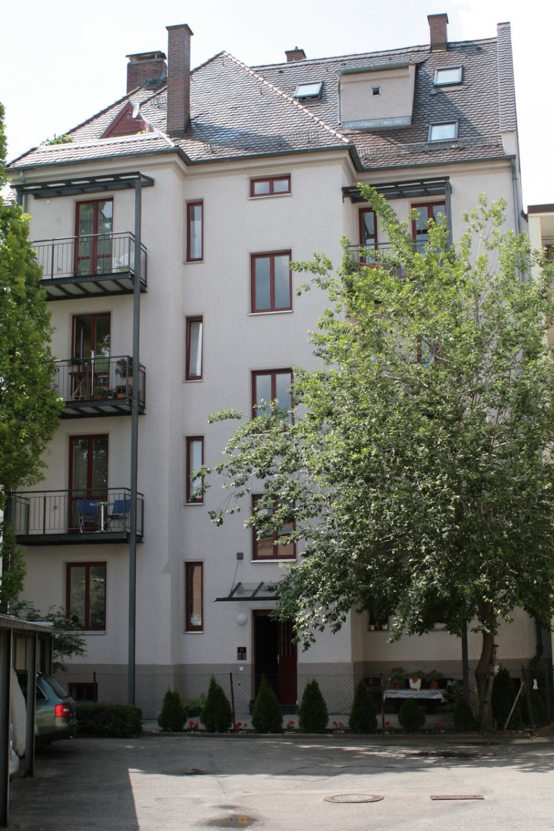 Max Pommer KG - Brückenstraße 14,